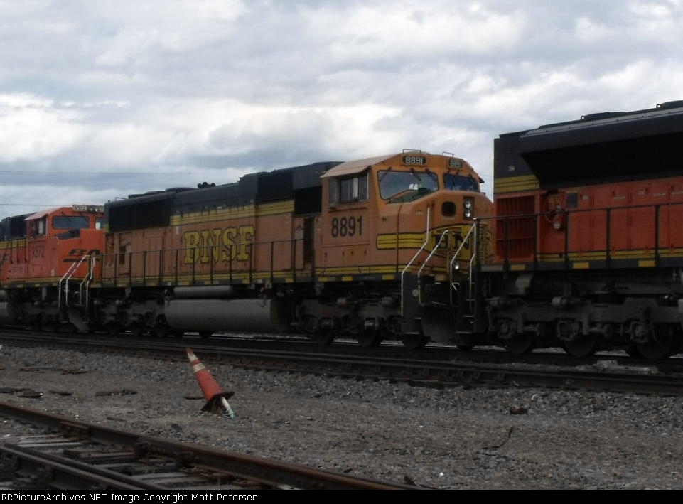 BNSF 8891